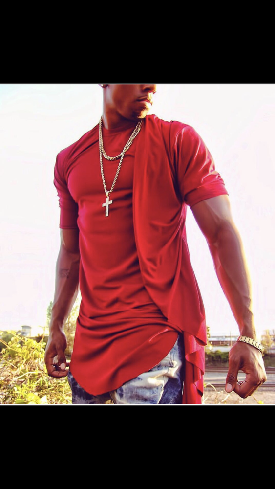 Red drape – Tyre Lajuan